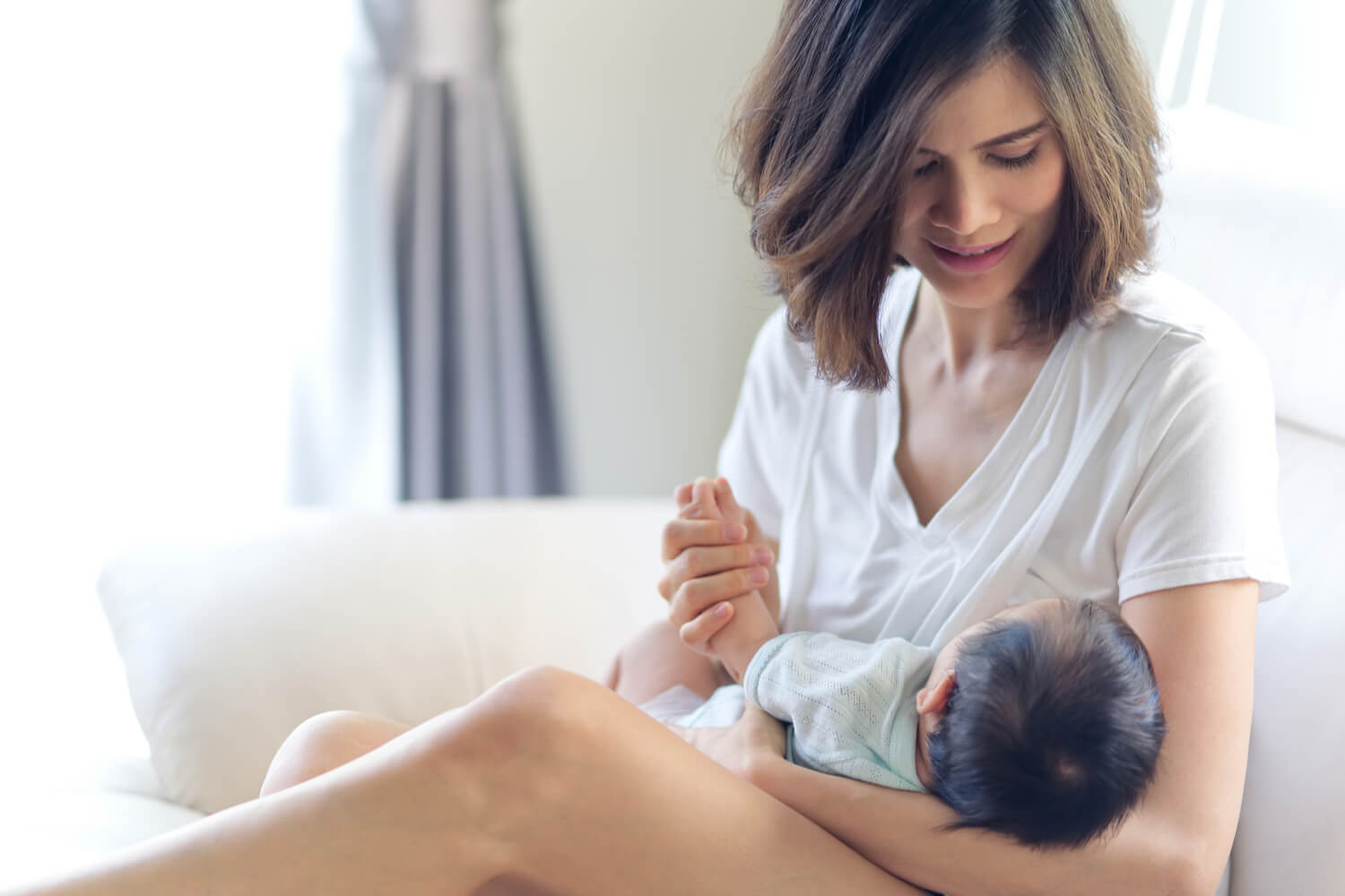 How Much Do Newborns Eat In First Few Days Being The Parent