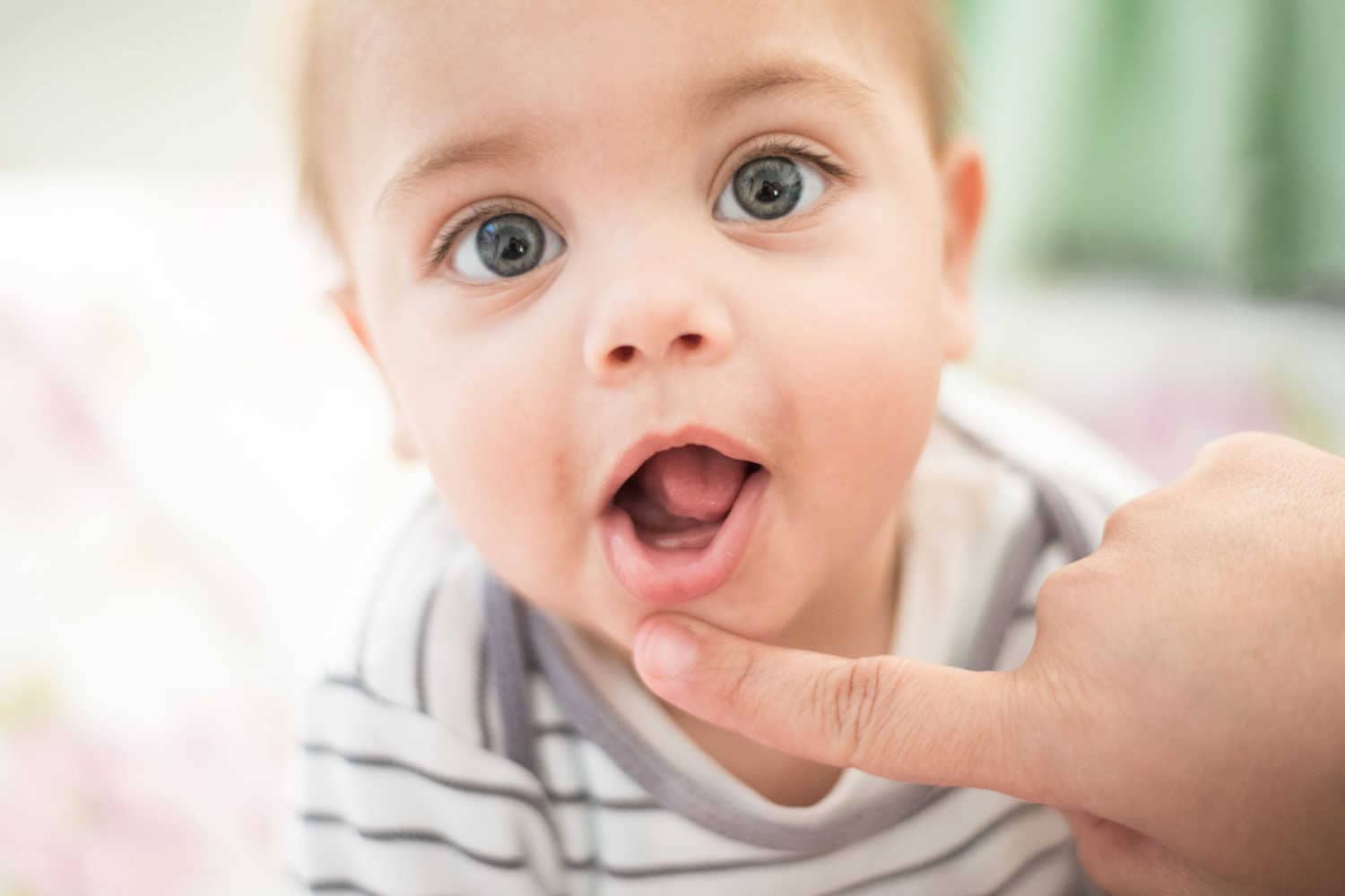 8 Effective Ways To Treat Sore Gums In Babies - Being The Parent